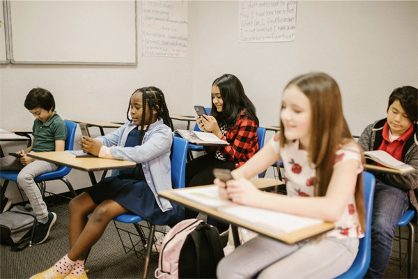NHRCK rules student phone confiscation in schools does not violate ...
